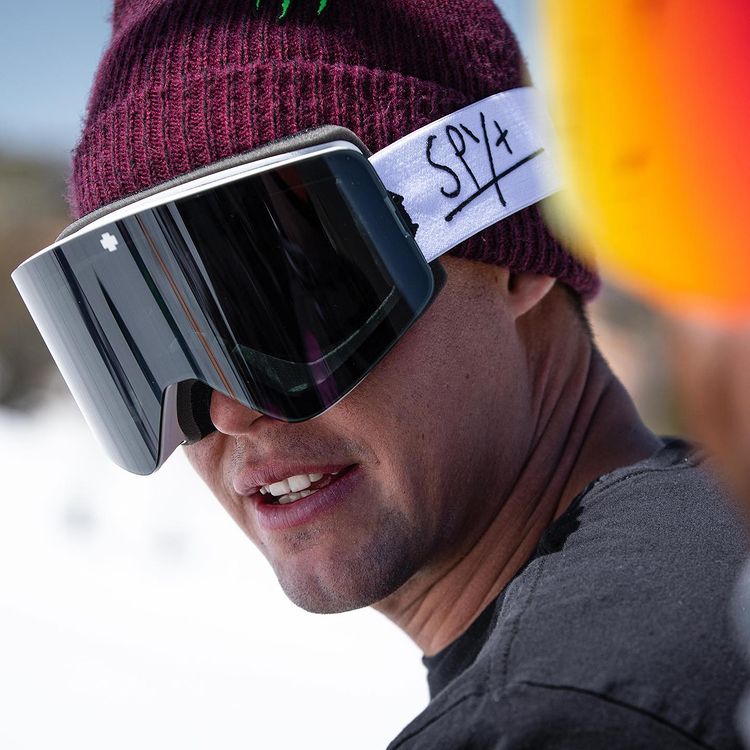 SNOW GOGGLES – Spy Optic